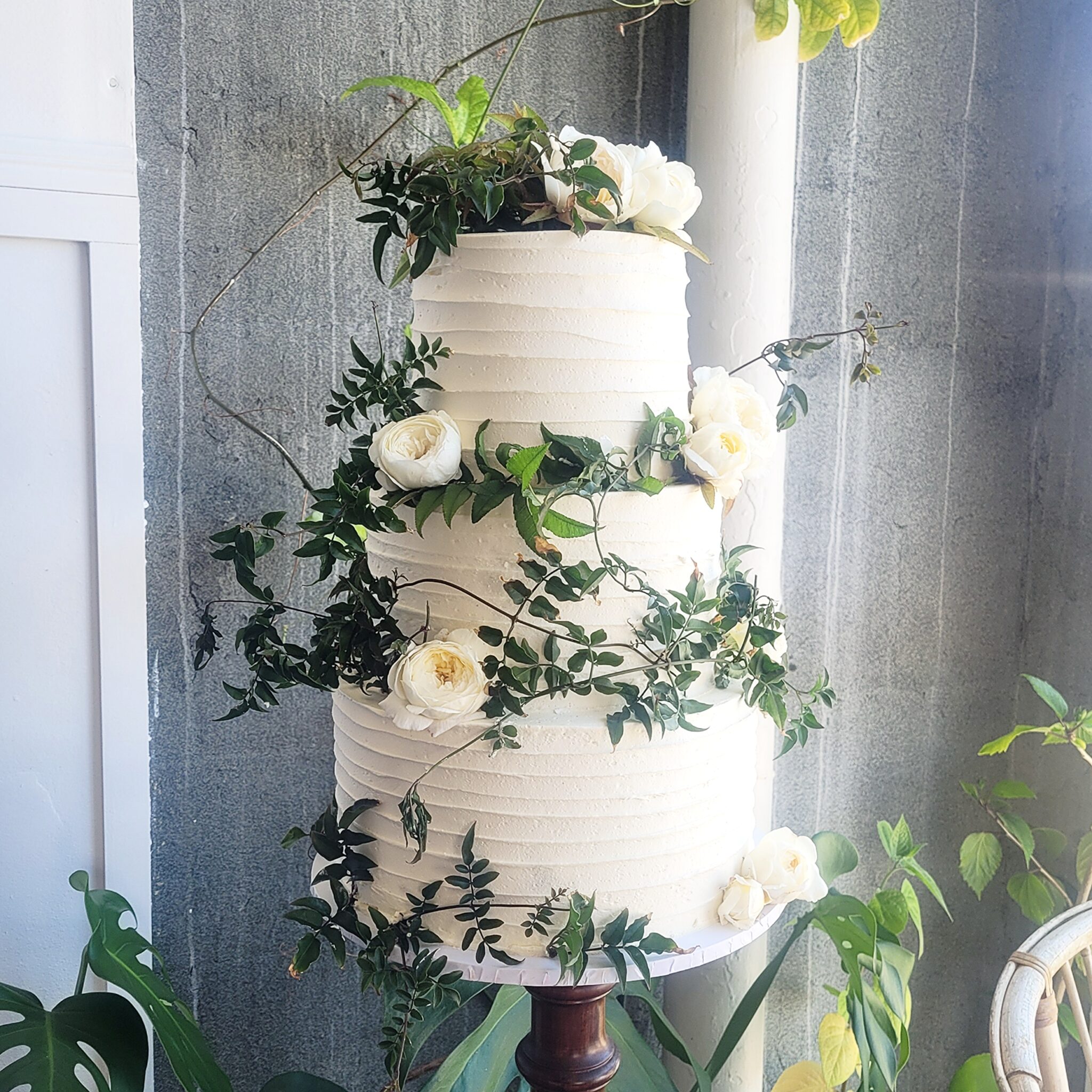 Amazing Wedding Cakes | Christchurch Based Wedding Cake Makers