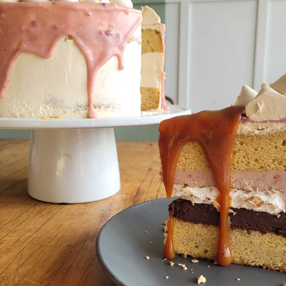 Custom Luxe Flavoured Cake - The Cake Eating Company NZ